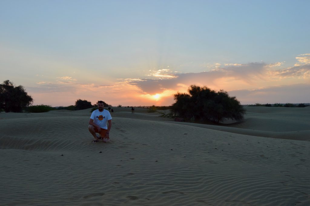 Khuri – Sleep in the desert – World Trip Berlin